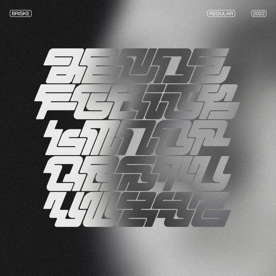Briske Font | Modern and Bold Display Typeface | Studio Innate