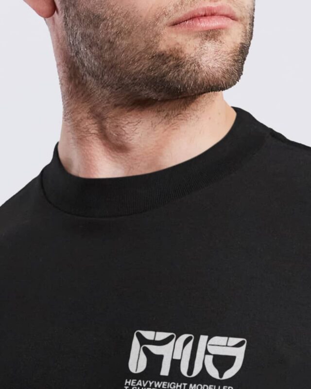 Modelled Oversized T-shirt Mockup: Showcase Your Designs